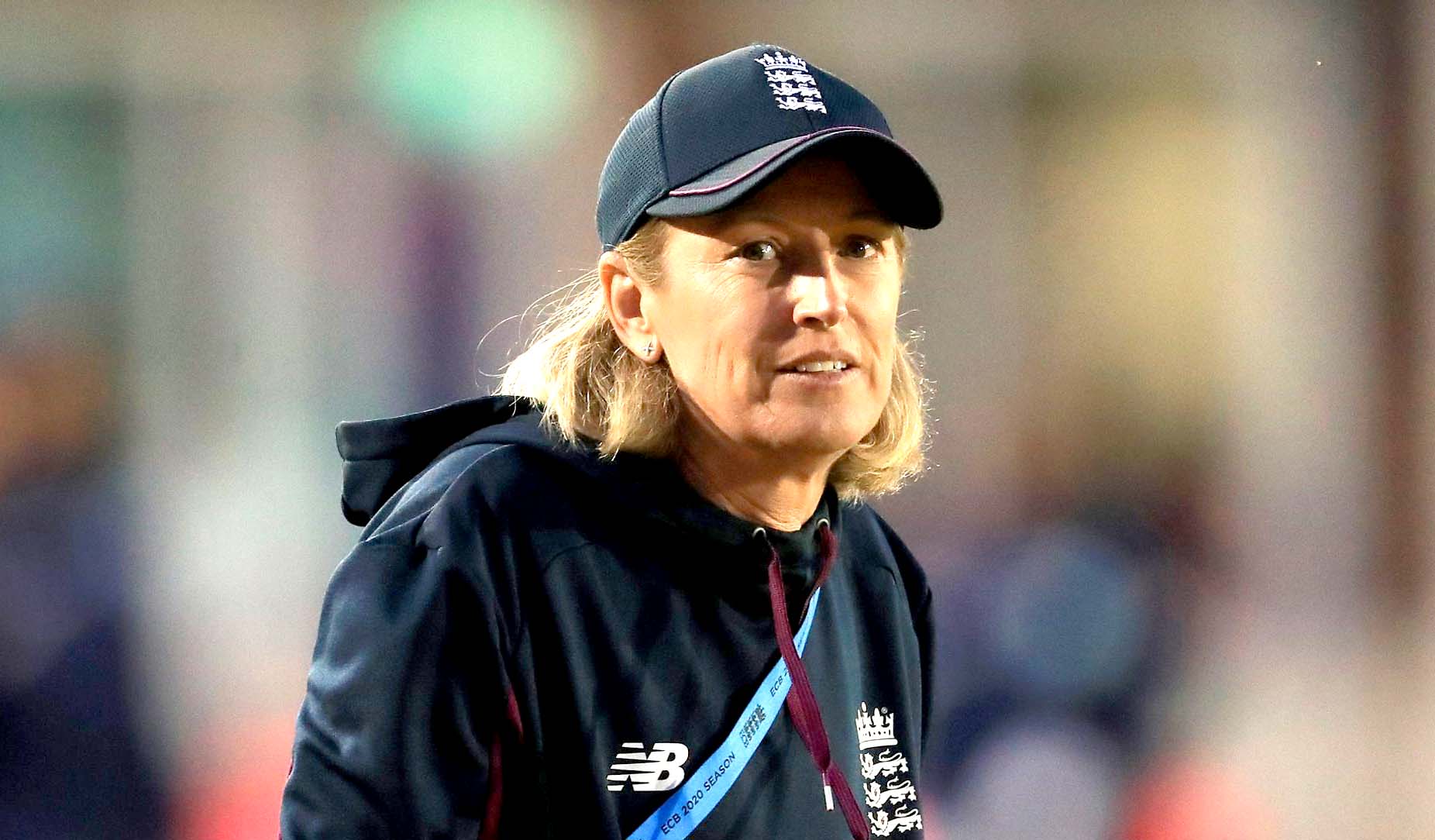 Lisa Keightley : इंग्लैंड महिला क्रिकेट टीम की हेड कोच लीज़ा कीटली ने ...