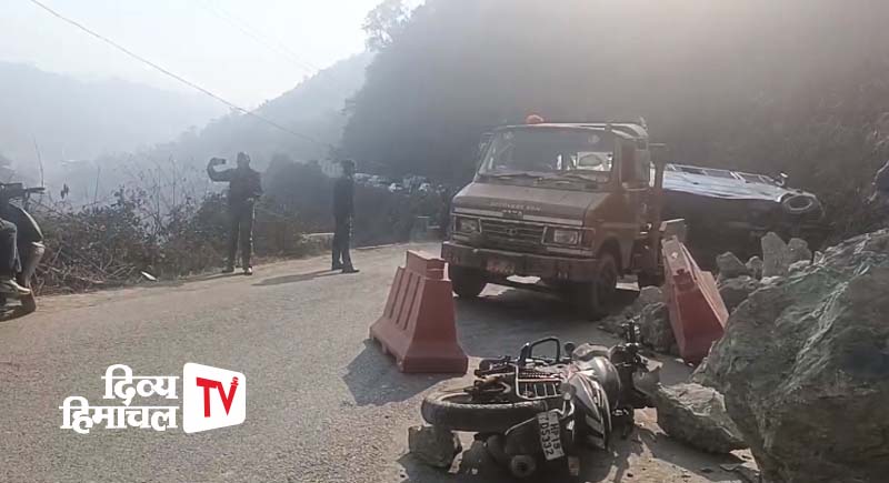 Mandi Accident: चंडीगढ़-मनाली नेशनल हाईवे पर दर्दनाक सडक़ हादसा, दो ...